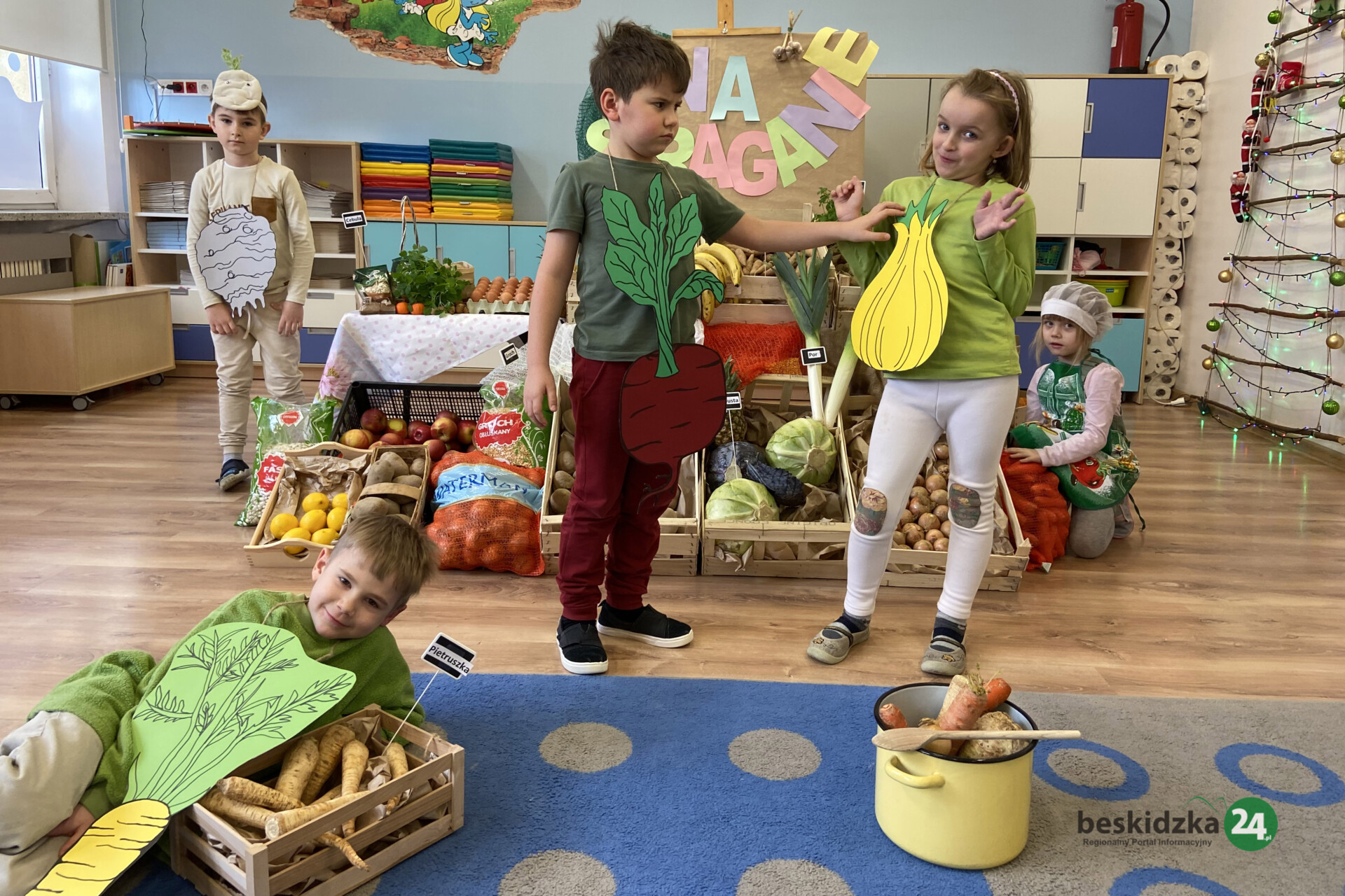 Stragan w Bajce - Beskidzka24.pl - Regionalny Portal: Bielsko-Biała ...