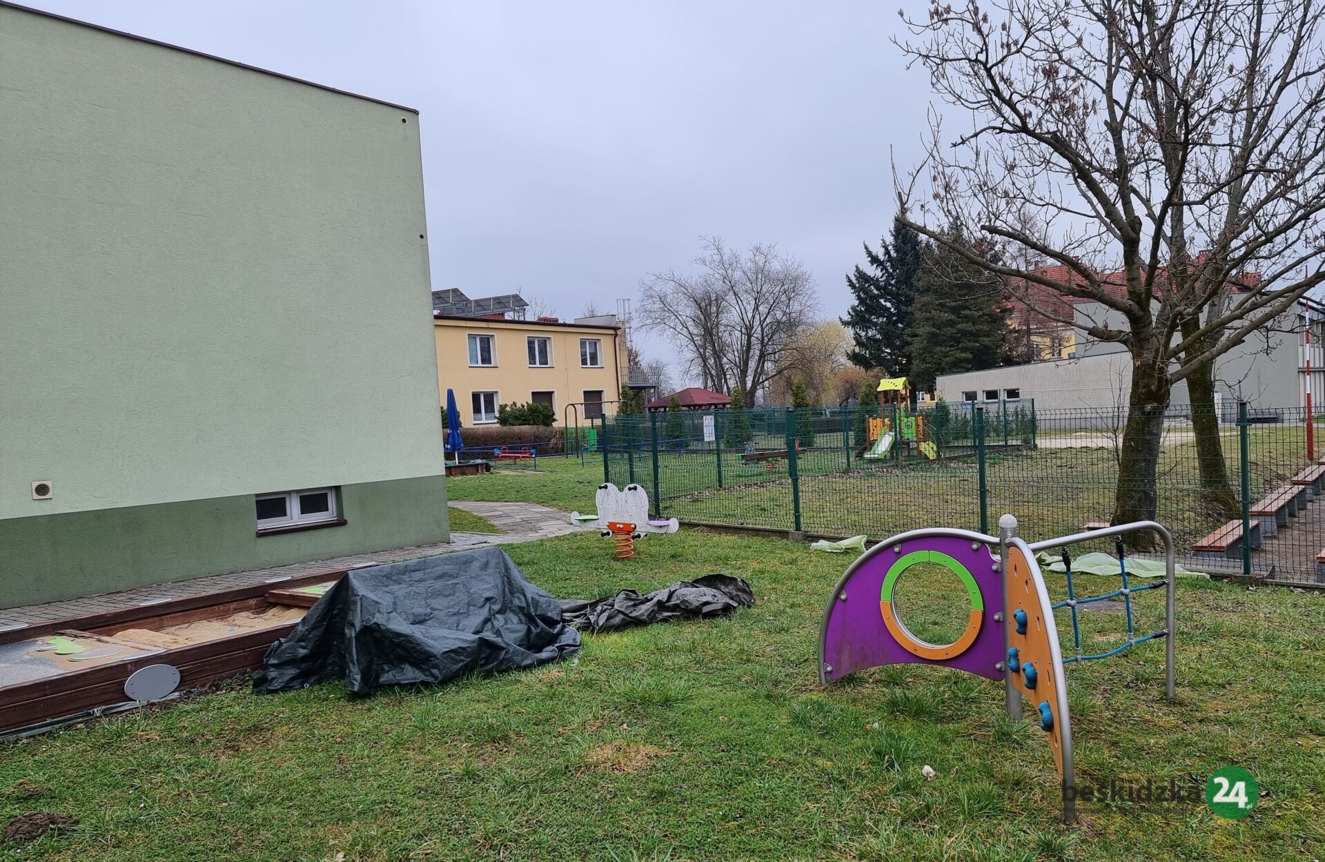 Plac zabaw przy przedszkolu w Międzyświeciu przejdzie rewitalizację - Beskidzka24.pl ...