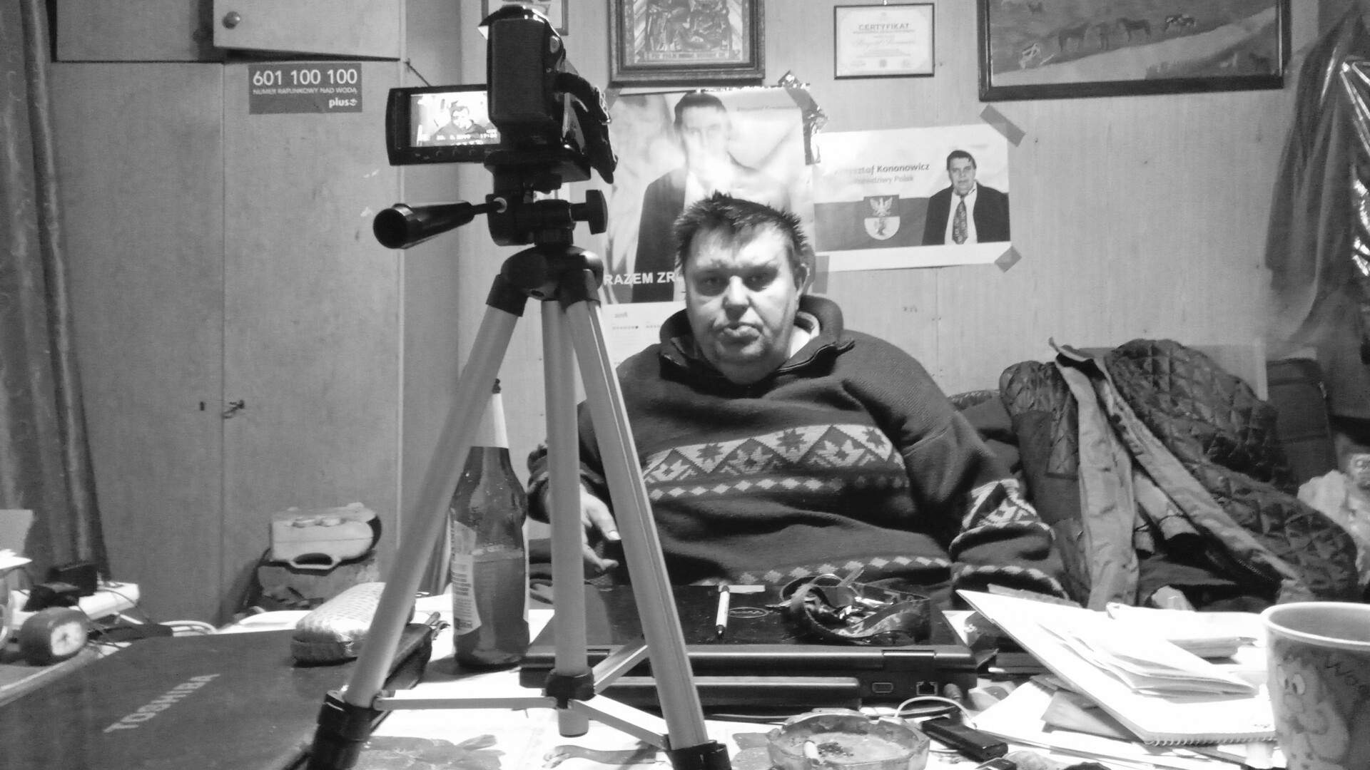 Nie żyje Krzysztof Kononowicz. Mieszkaniec naszego regionu zarabiał na ...