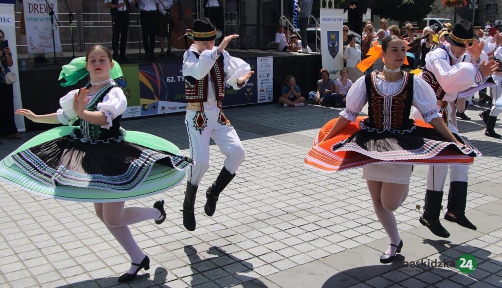 TKB w Makowie Podhalańskim: Ale będzie kolorowo! Meksyk, Słowacja, Hiszpania i nie tylko ...